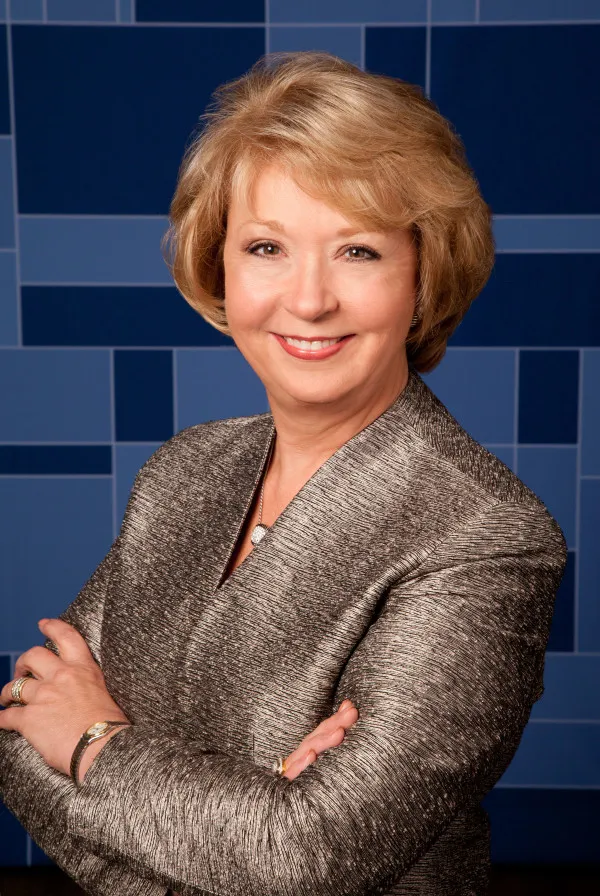 Former JetBlue exec Victoria Stennes talks happy employees - Runway ...