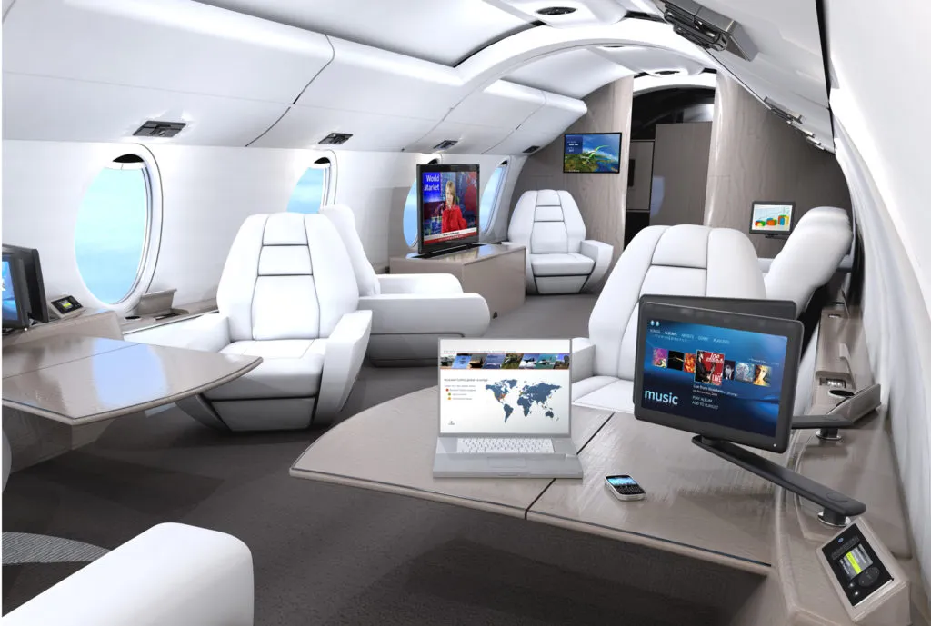 Venue deemed best view for Flying Colours' CRJ200 conversion - Runway ...