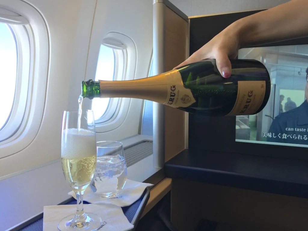 ANA first class embodies Japanese hospitality, 'omotenashi' - Runway ...