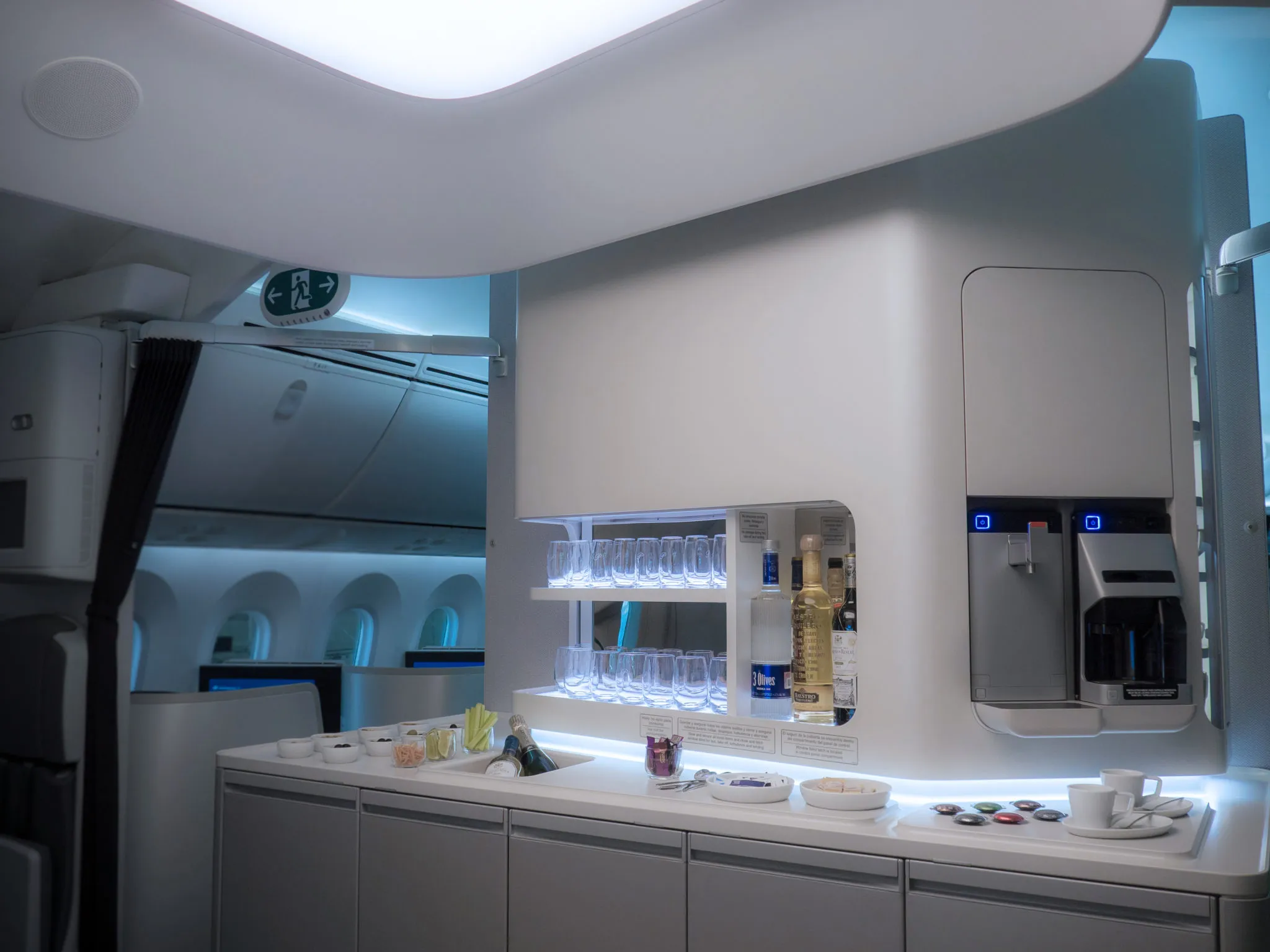 Press Release: New Territory touts kitchen-style for Aeromexico 787 ...