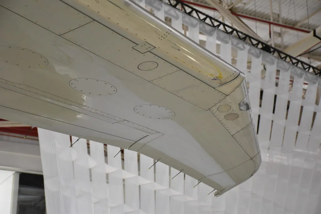 Embraer delivers first of a highly updated E190-E2 to Widerøe - Runway ...