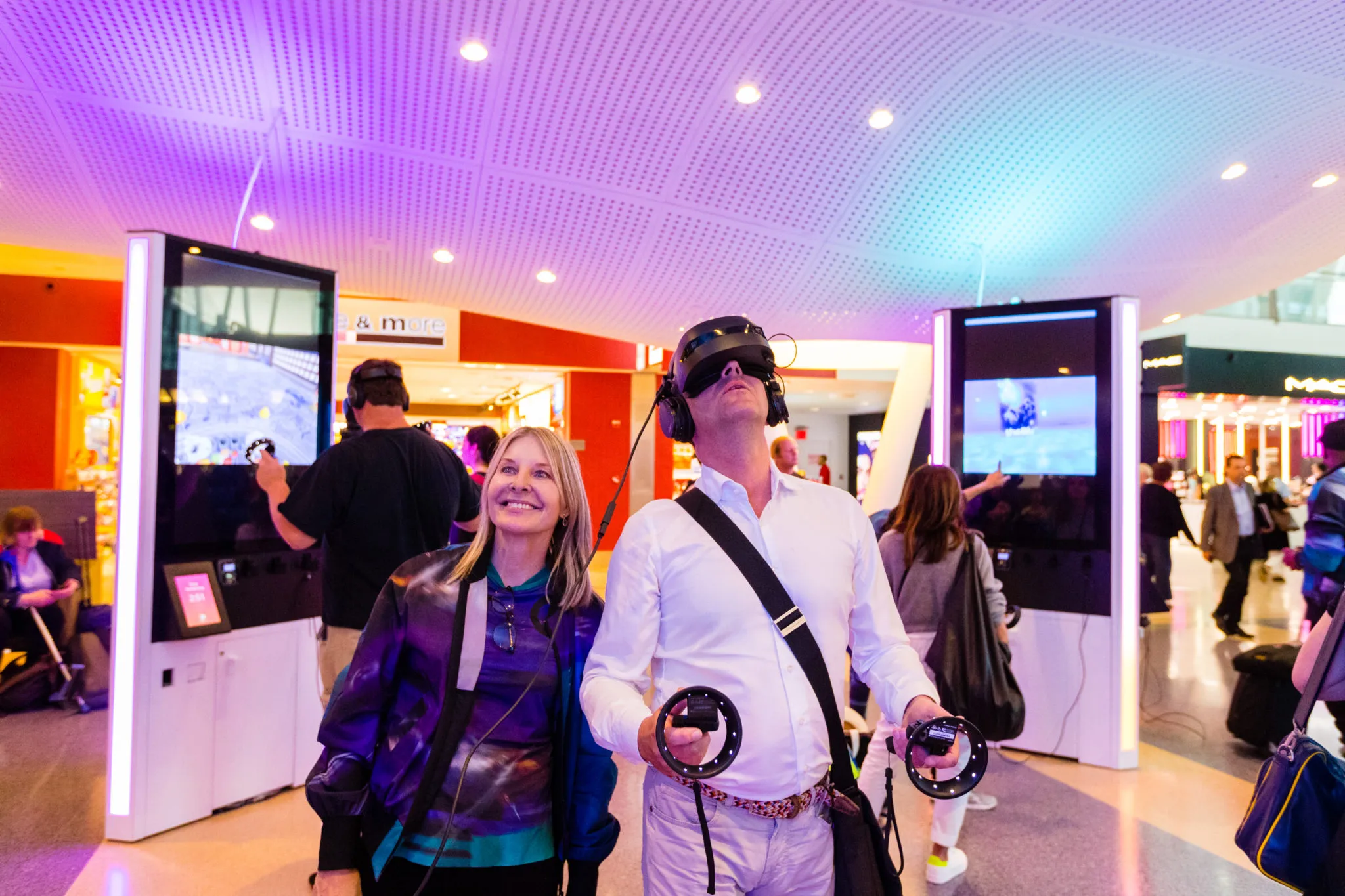 Press Release: VR experience center arrives at JFK Terminal 4 - Runway ...