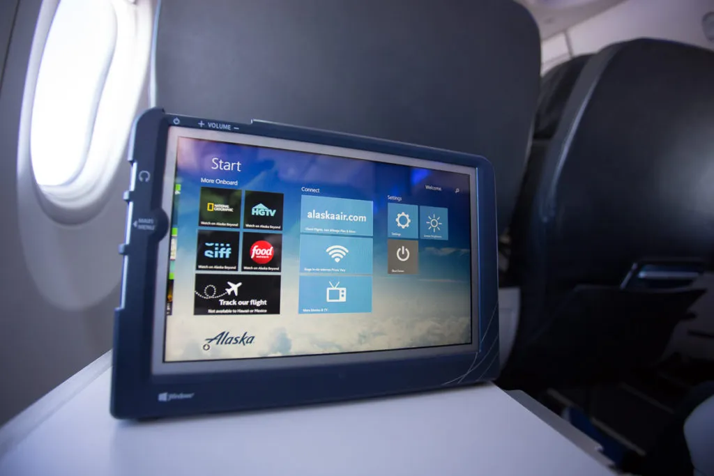 Room for improvement in first class on Alaska Boeing 737-900 - Runway ...