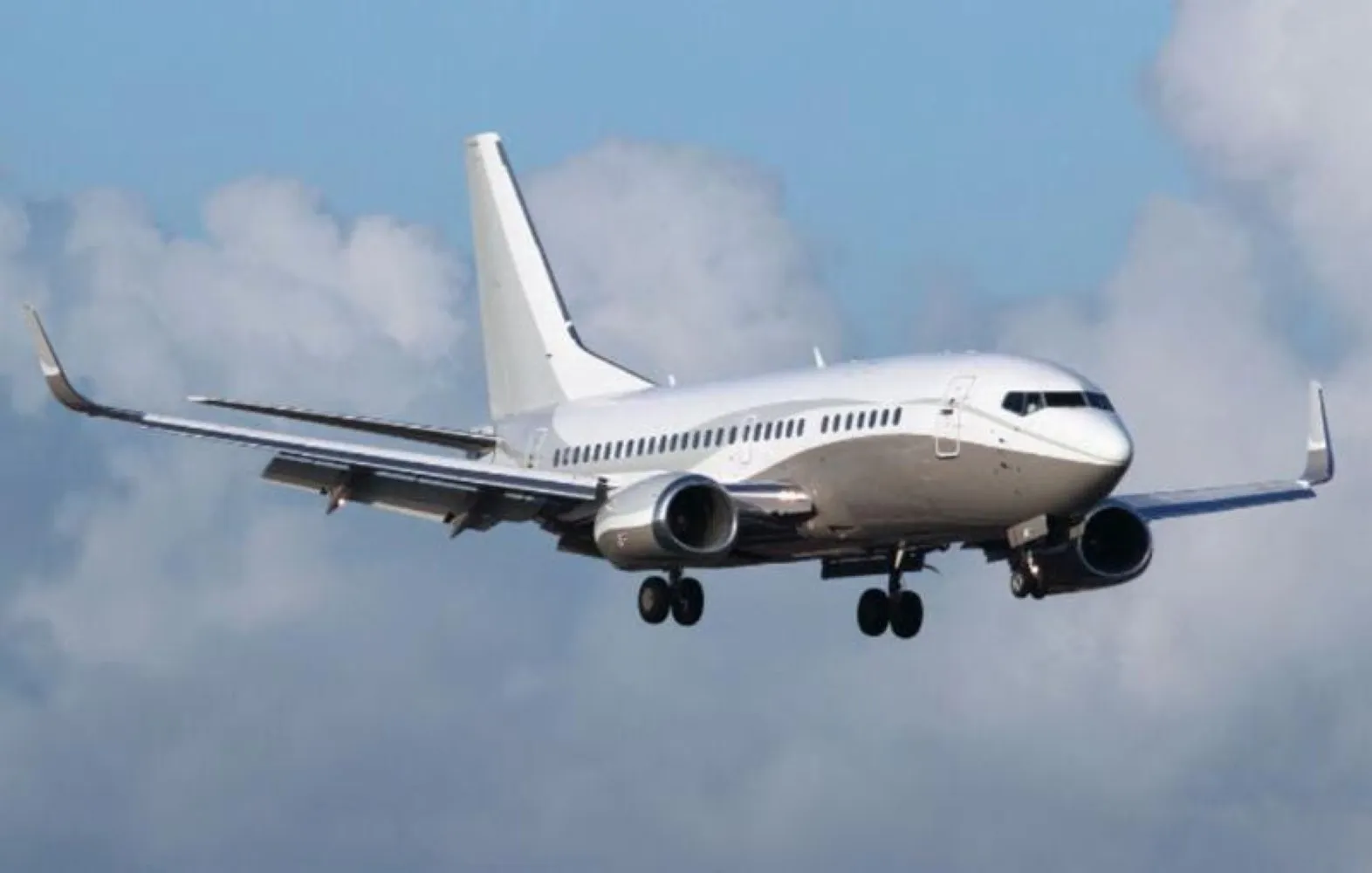 Press Release: Oryx Jet Selects Bluebox Wow wireless IFE - Runway ...