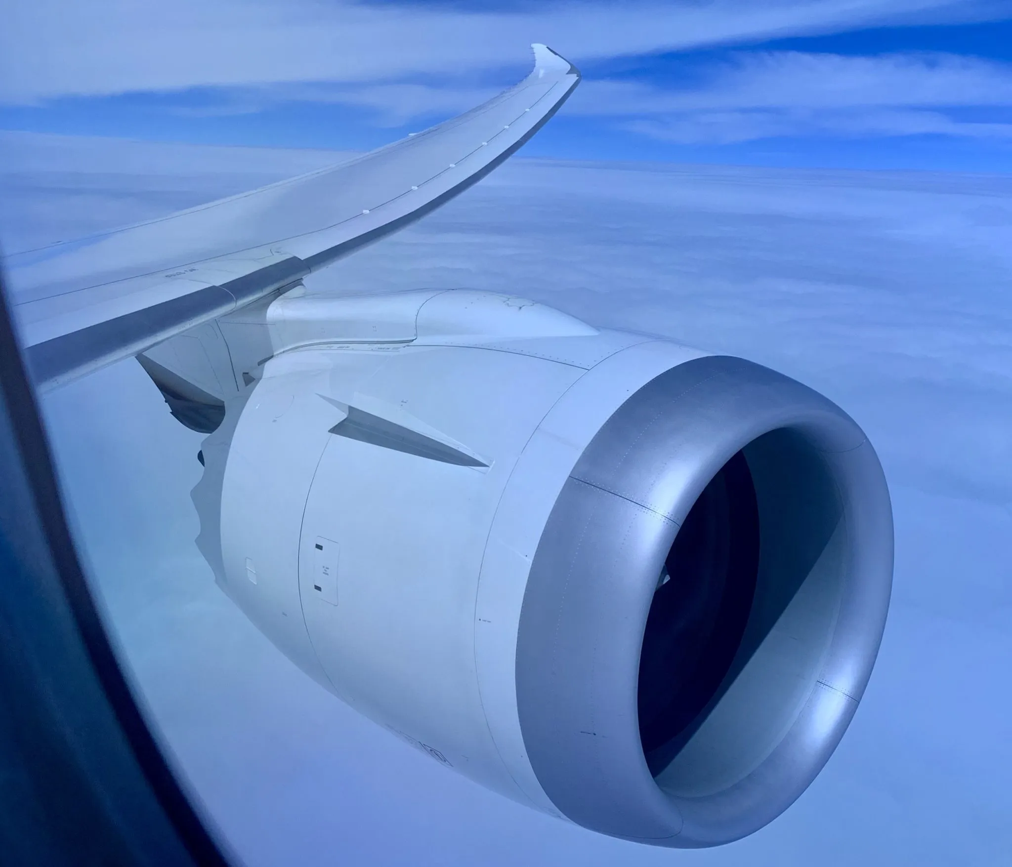 Why Window Seats On The Boeing 787 Seem The Narrowest Of All Runway Why Window Seats On The Boeing 787 Seem The Narrowest Of All Runway