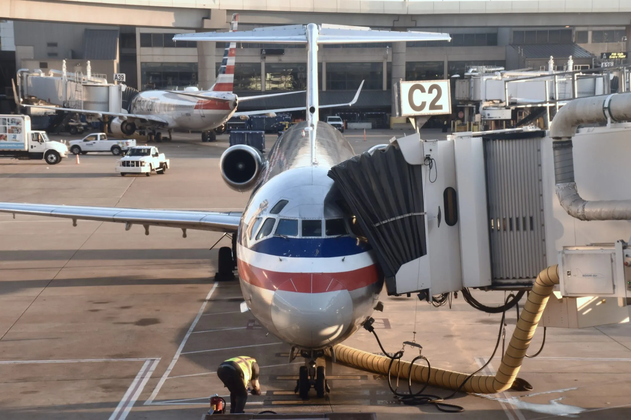 A Super Sendoff For American Airlines MD 80 Fleet Runway