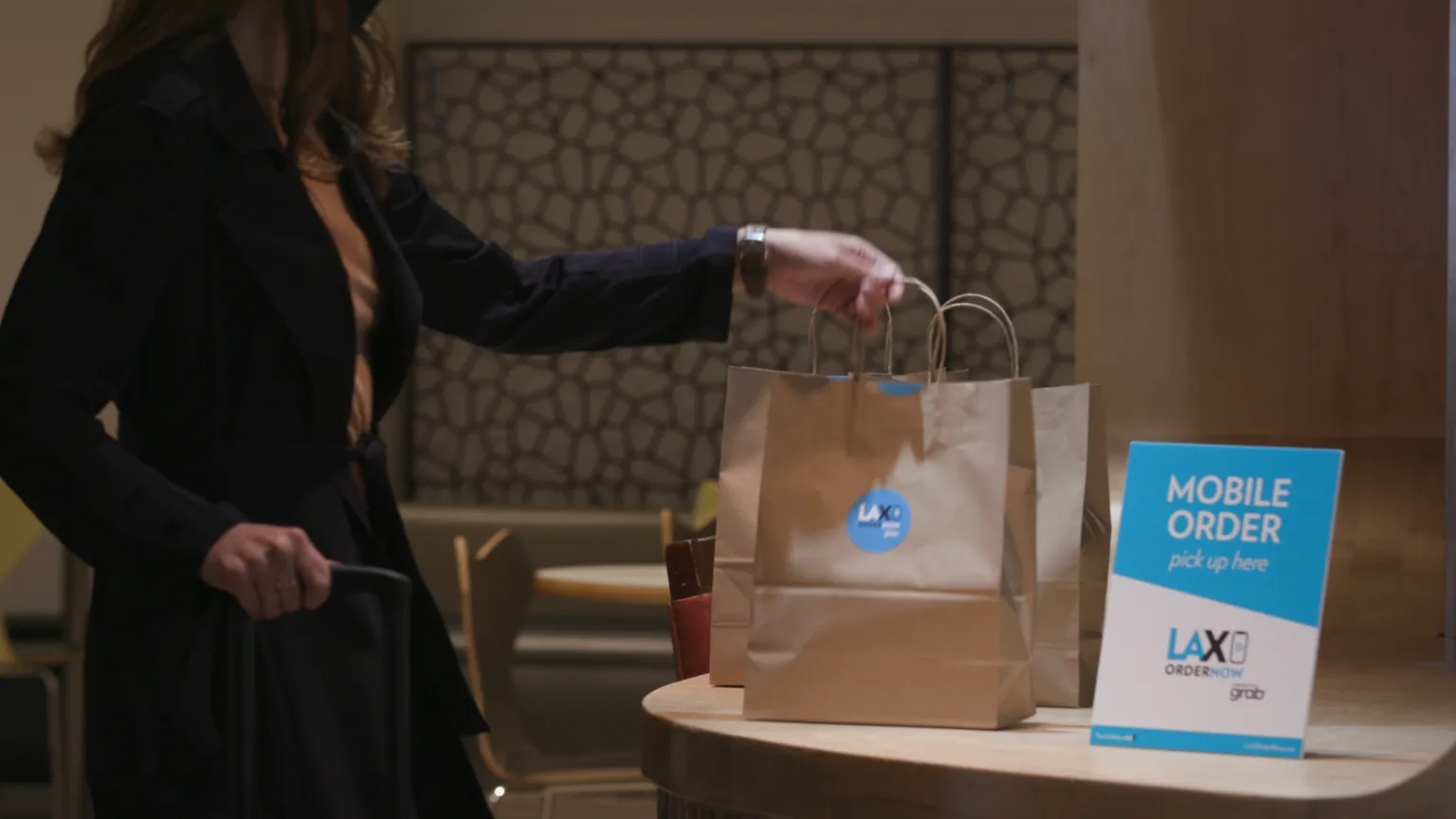 Press Release: LAX expands mobile food and beverage program - Runway ...