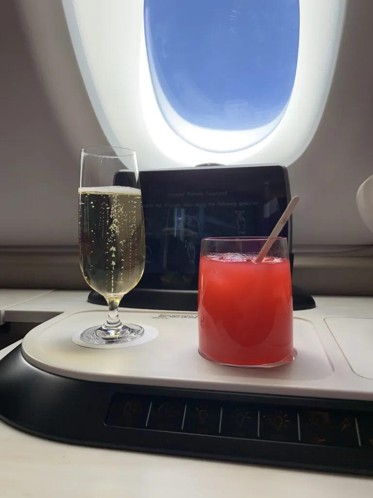 Singapore Airlines on designing modern and cross-cultural serviceware ...