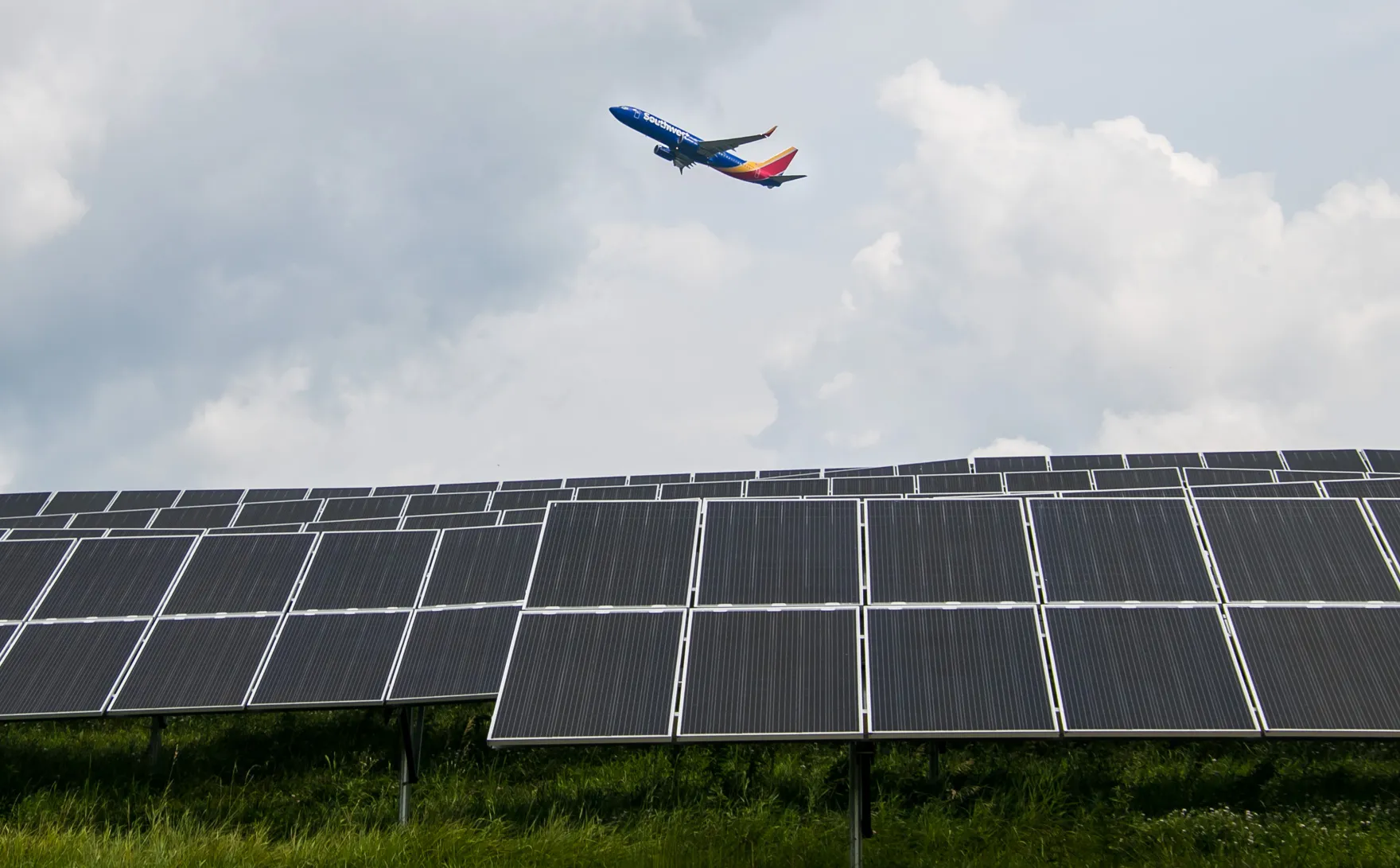 Press Release: PIT is first major US airport powered by a microgrid ...