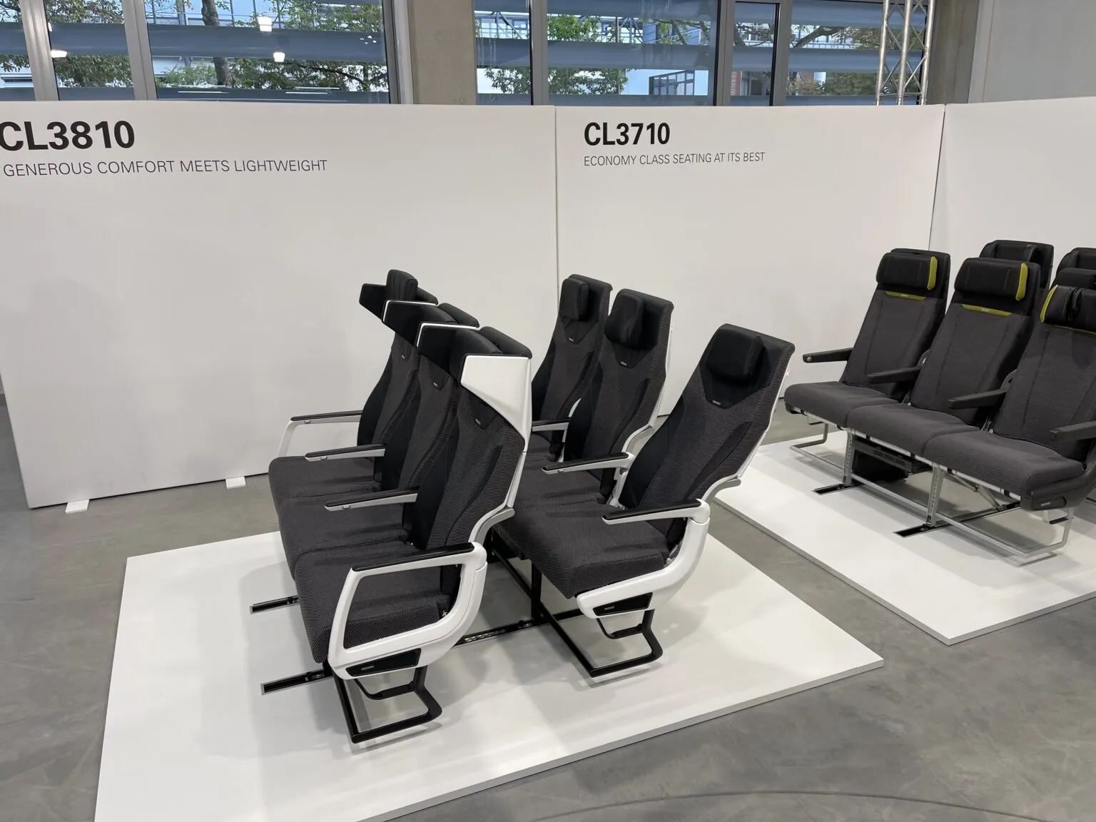 Recaro’s CL3810 full-featured economy drops 1.5kg, adds knee space ...