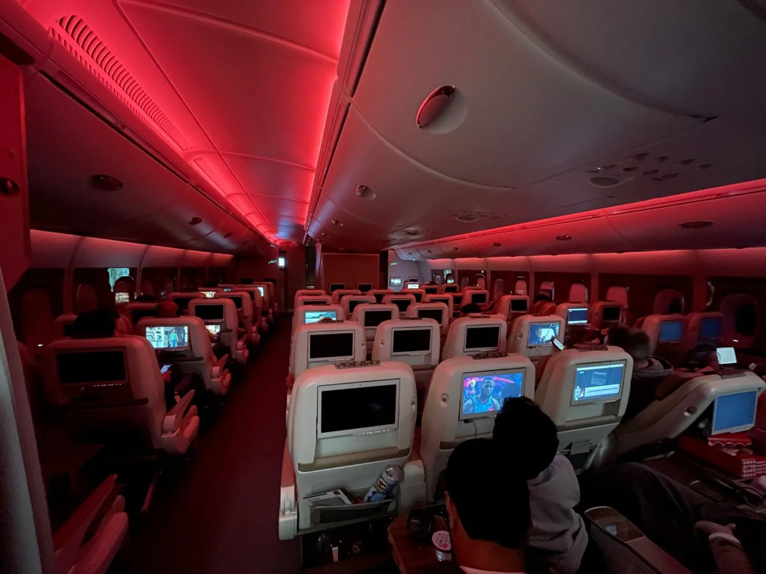 Press Release: Emirates welcomes its first retrofitted Boeing 777 in ...