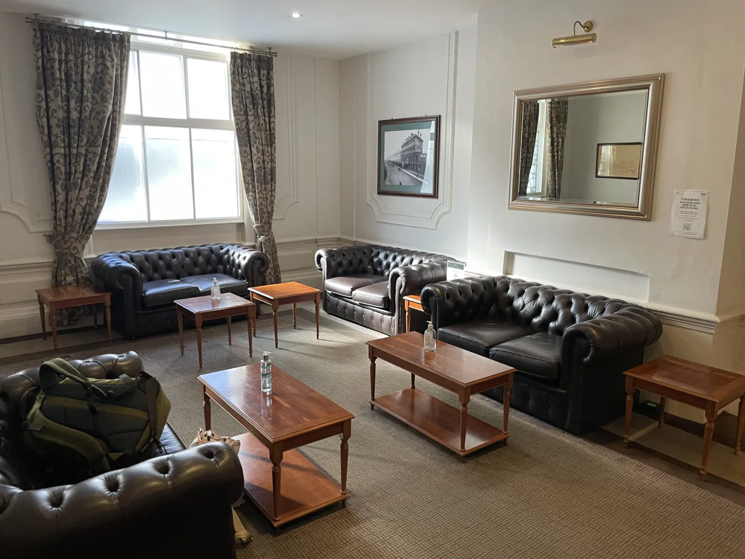 GWR's first class lounge at Paddington: Victoria in memoriam -Runway Girl