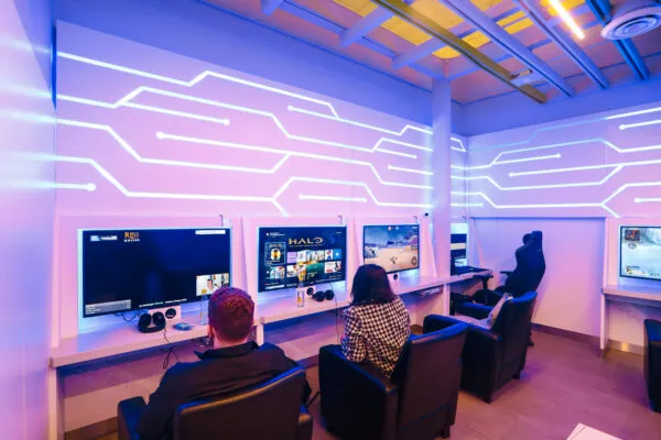 Premium game lounge lands at LAX - Gameway