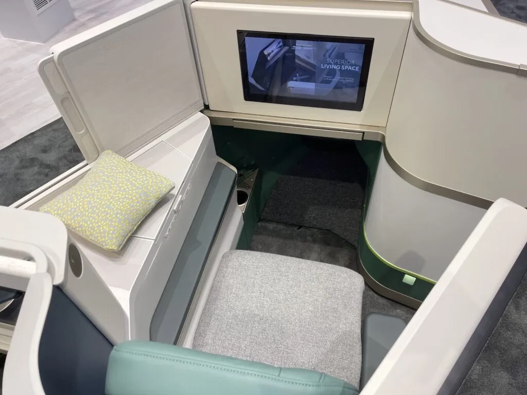 Collins Aerospace herringbone: the evolution of Elevation to Elements ...