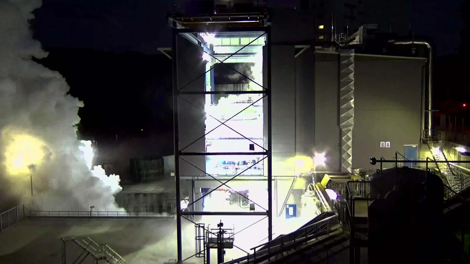 Press Release: ArianeGroup celebrates test of Ar­i­ane 6 up­per ...