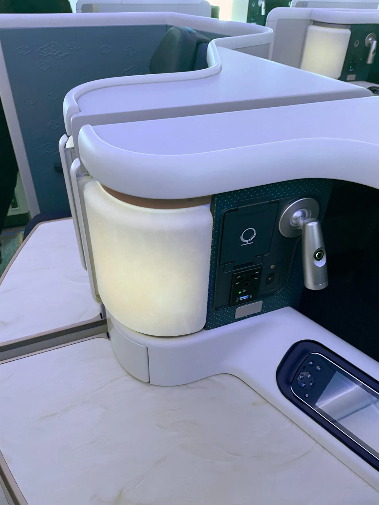 Air China goes full nose-to-tail Recaro on updated A350 -Runway Girl