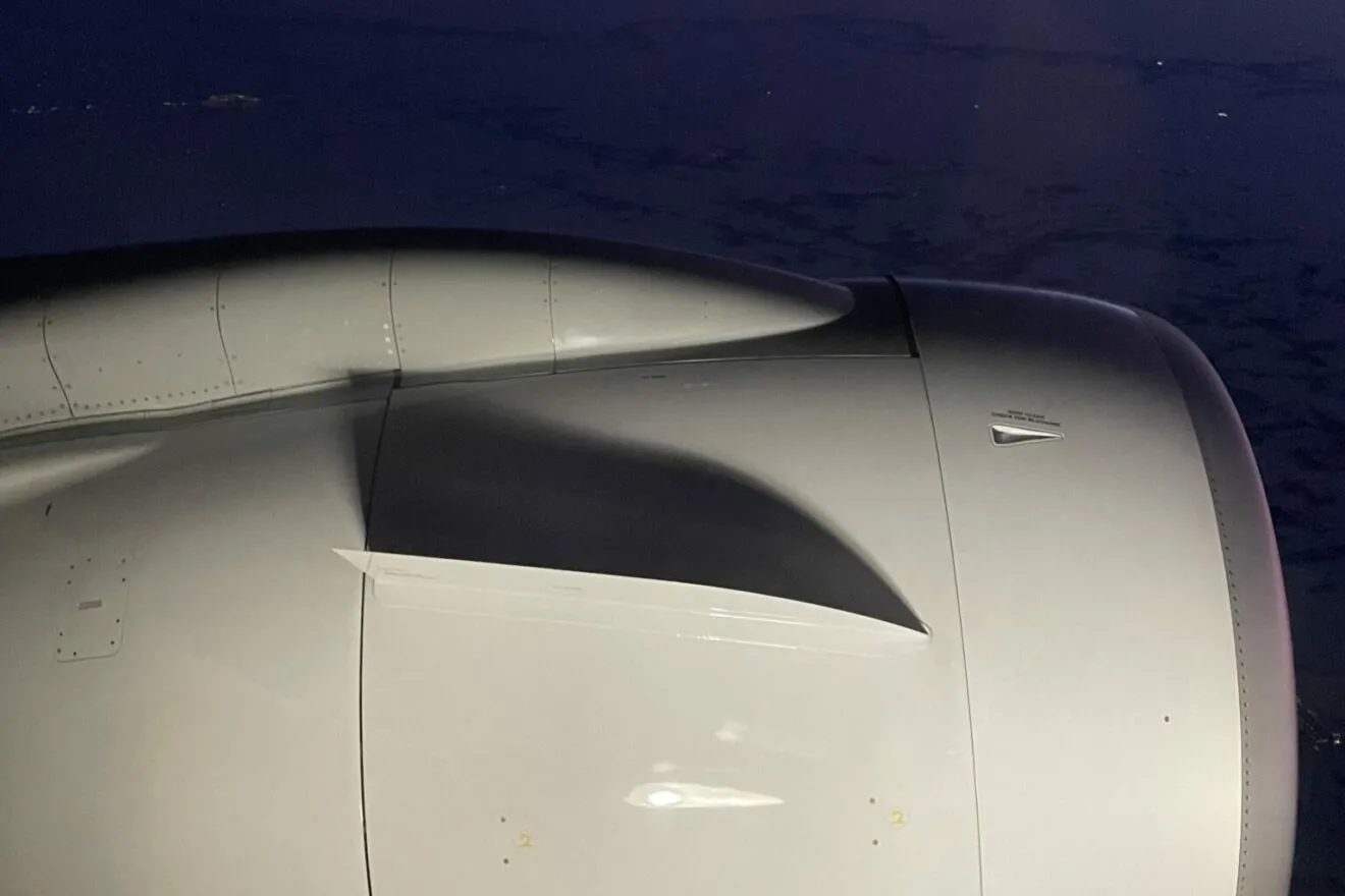 A lot to like on Porter Airlines' E2 YYZ-YVR flight - Runway GirlRunway Girl