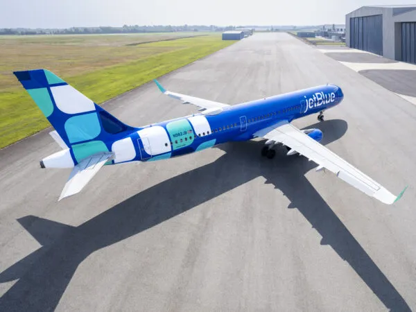 Press Release: JetBlue livery refresh introduces its bluest plane ...
