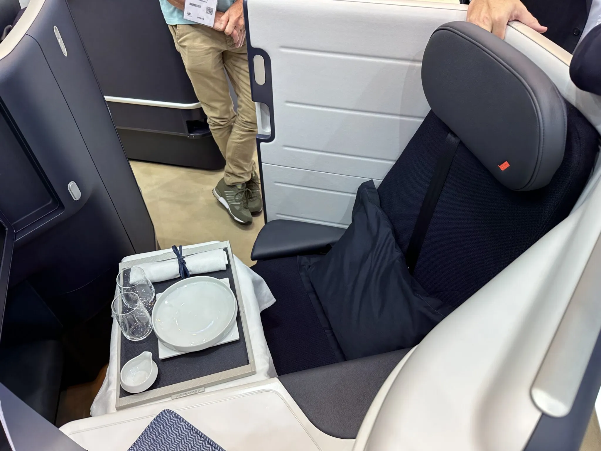 Stelia reveals Opera herringbone for Air France A350, linefit ...