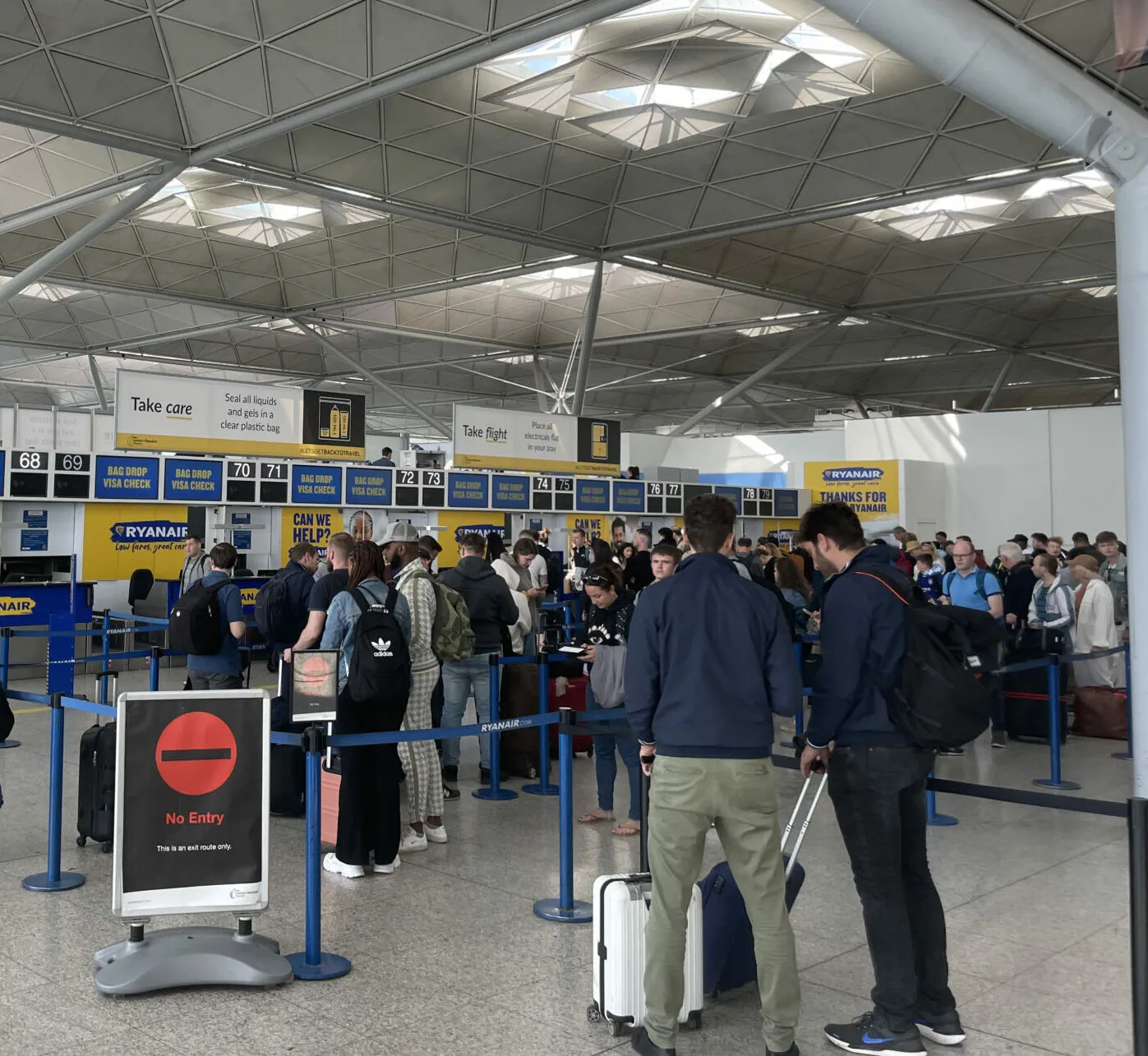 Loving Lauda simplicity on STN-HAM after chaotic start - Runway GirlRunway Girl