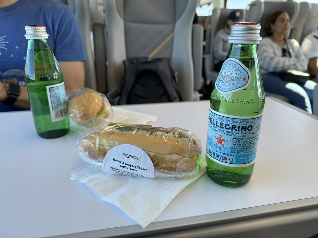 Brightline gives Amtrak a run for its money on Orlando-Miami - Runway ...