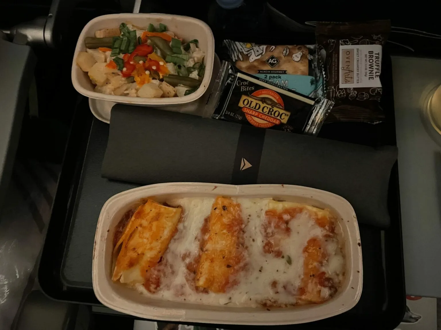 Delta deserves continued PaxEx props for consistency - Runway ...