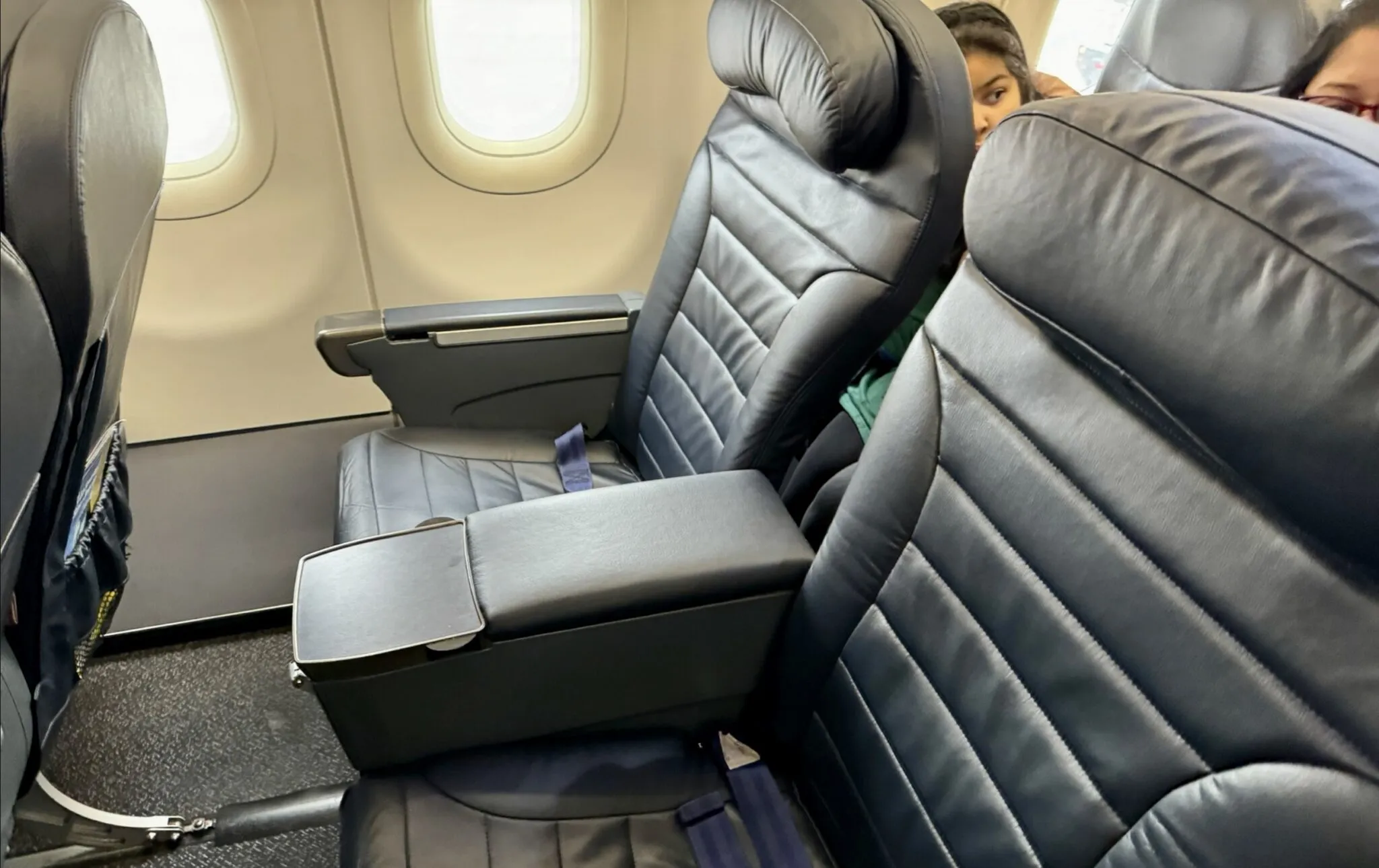 Spirit serves up blocked middle and Go Big fare bundlesRunway Girl