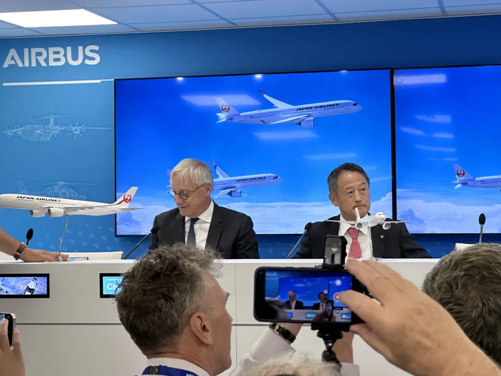Honeywell, Thales developing connected FMS for A320, A330 and A350 ...
