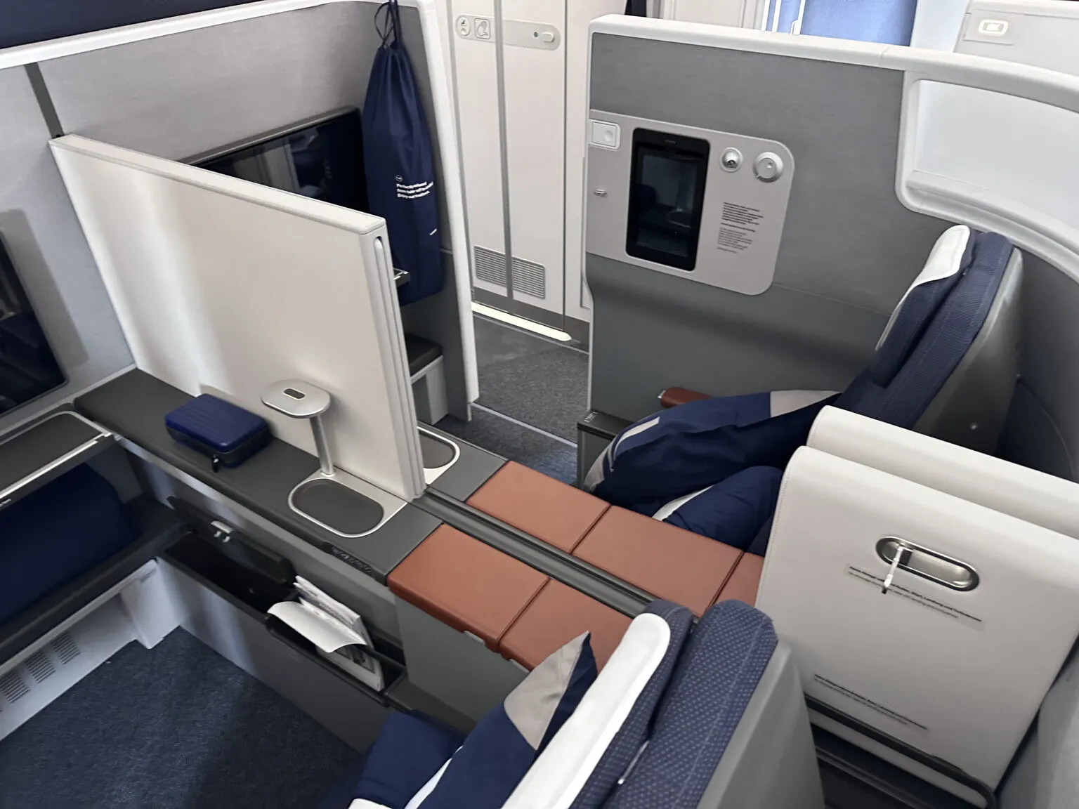 Recategorising business suites into the mini-suite and maxi-suite ...