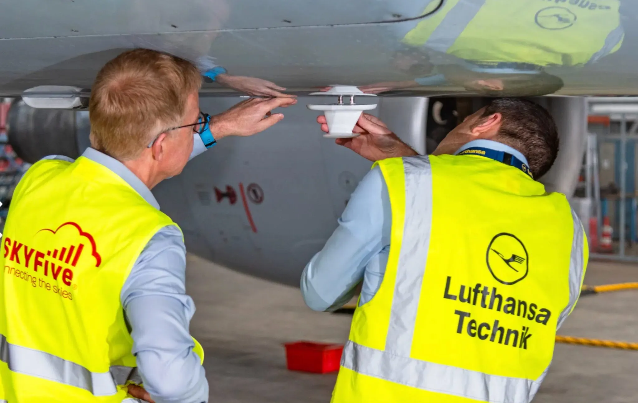 SkyFive details new A2G IFC cooperation pact with Lufthansa ...