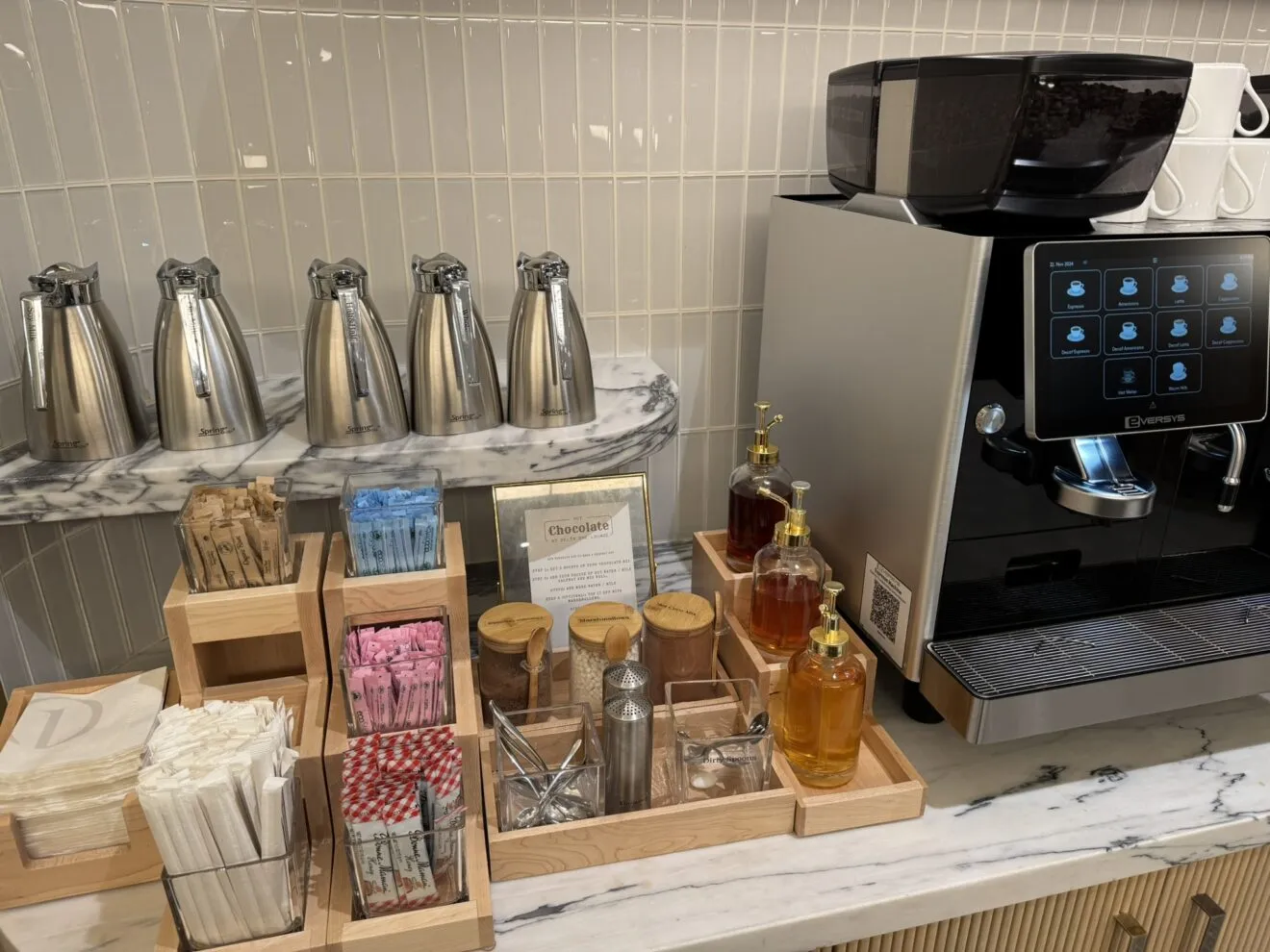 Delta One Lounge experience trumps First Class on A321neoRunway Girl