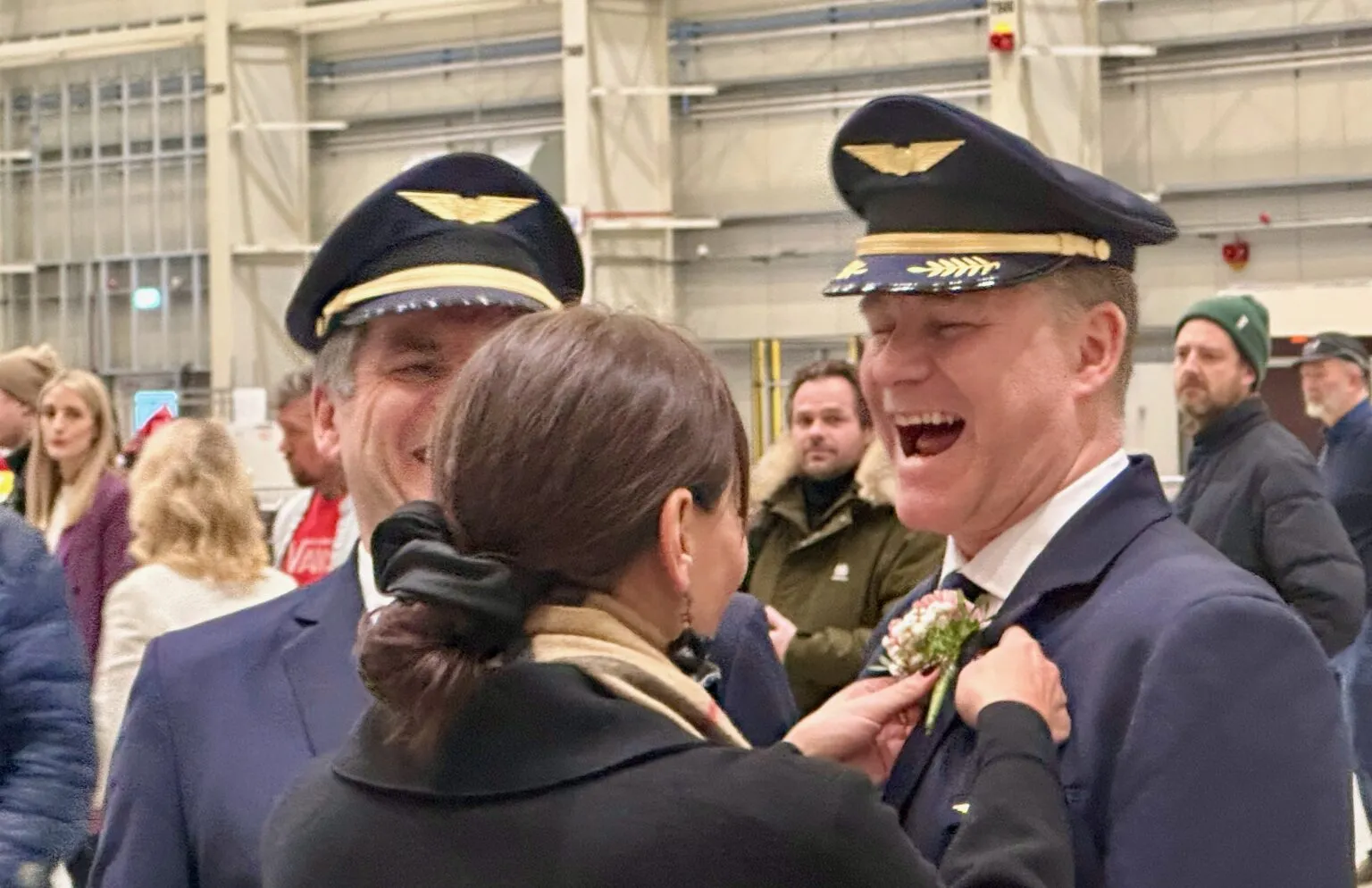 Icelandair A321LR features several firsts including Astrova IFE debut ...