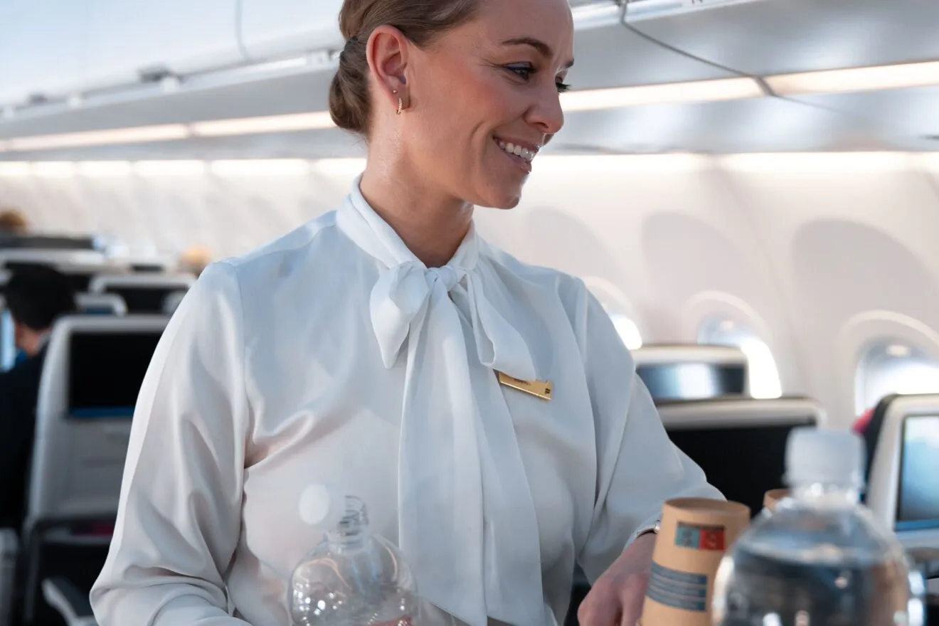 Icelandair A321LR features several firsts including Astrova IFE debut - Runway GirlRunway Girl