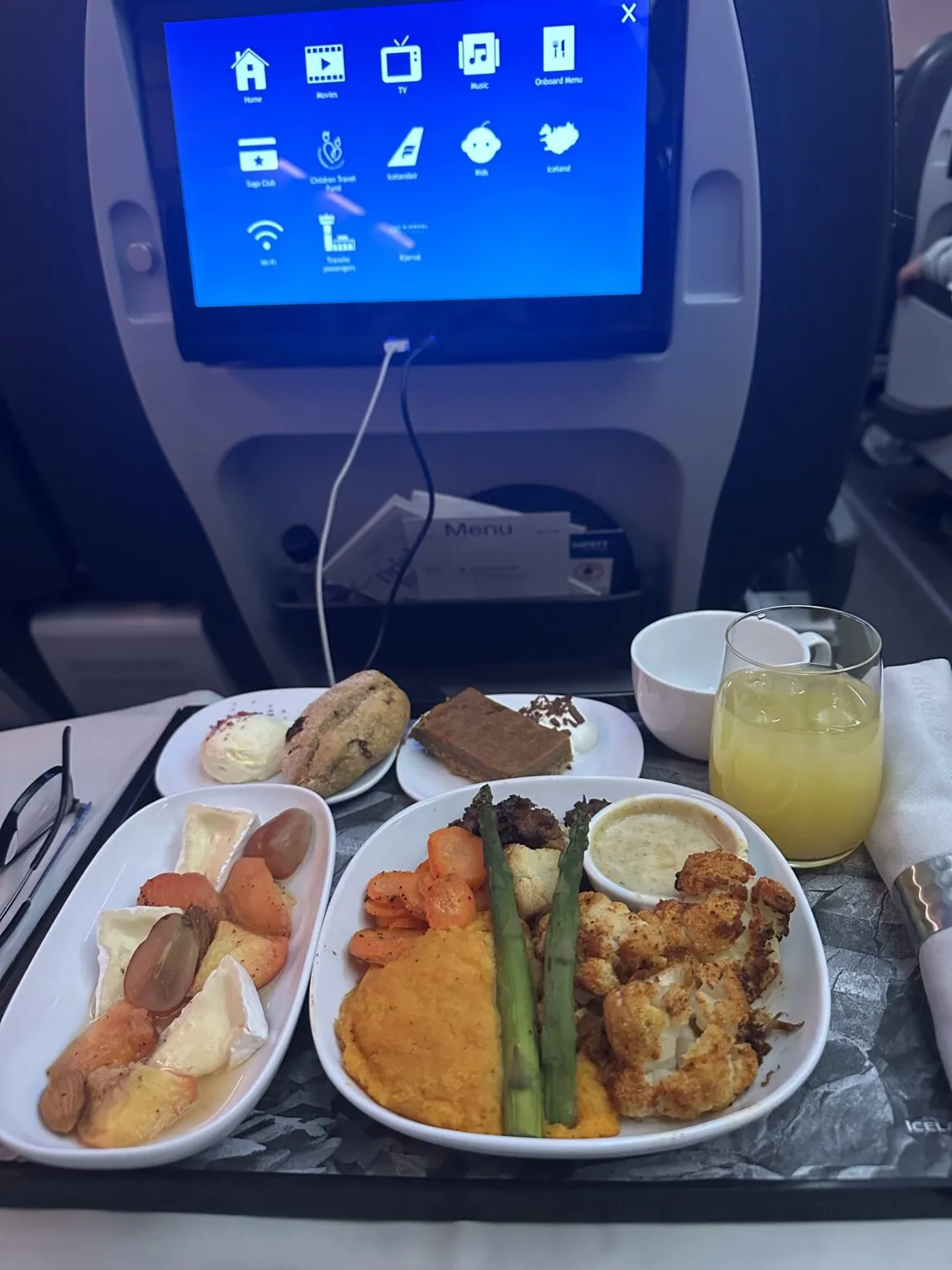 Lots to like in Icelandair Saga Premium aboard the 737 MAX - Runway ...