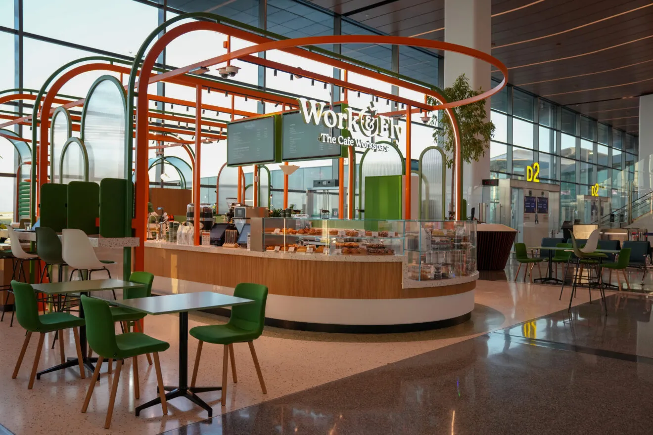 Press Release: Hamad International unveils Concourses D and ERunway Girl