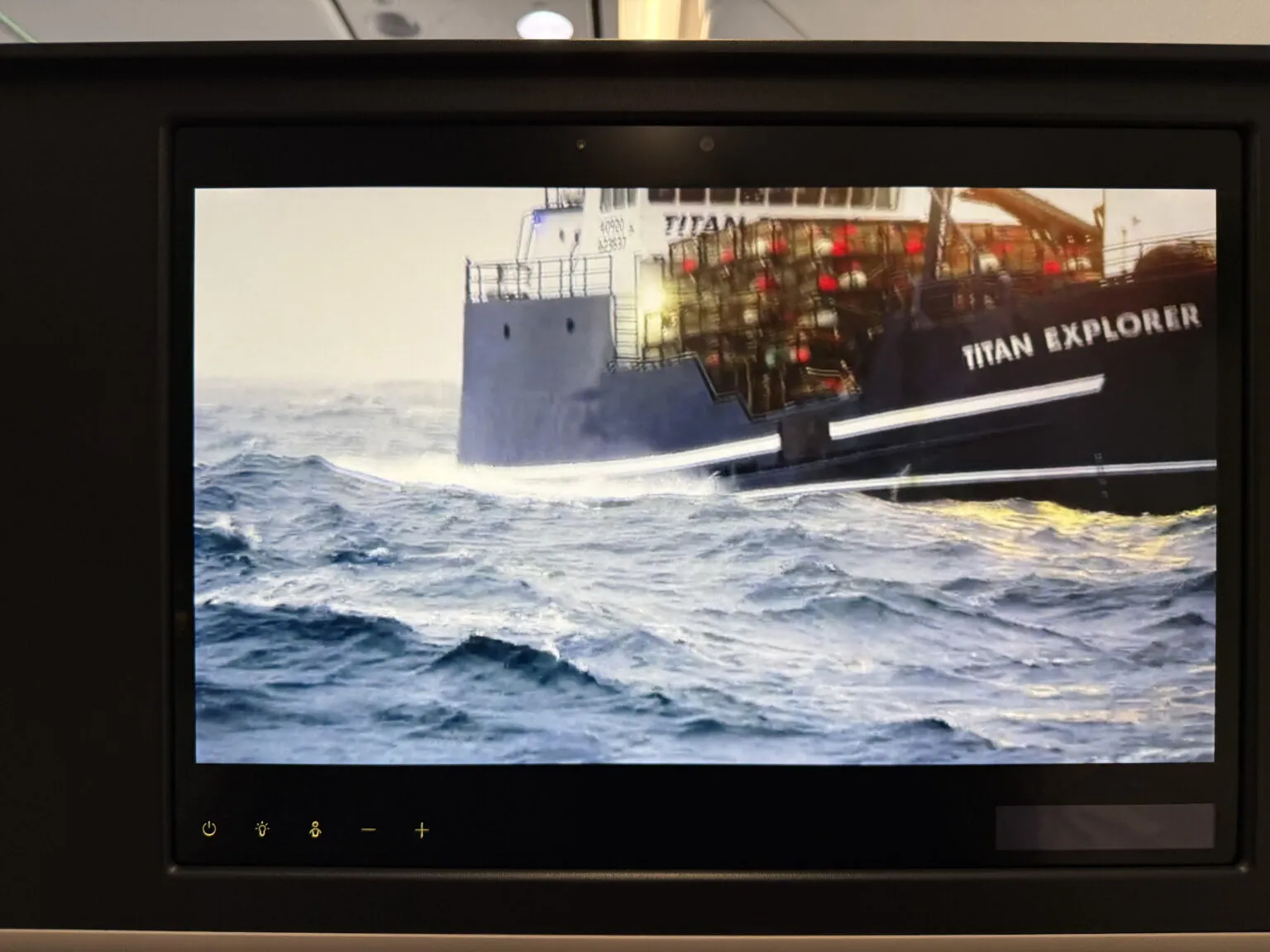 New GUI and actual 4K shine in Cathay’s A321neo Panasonic IFE - Runway ...