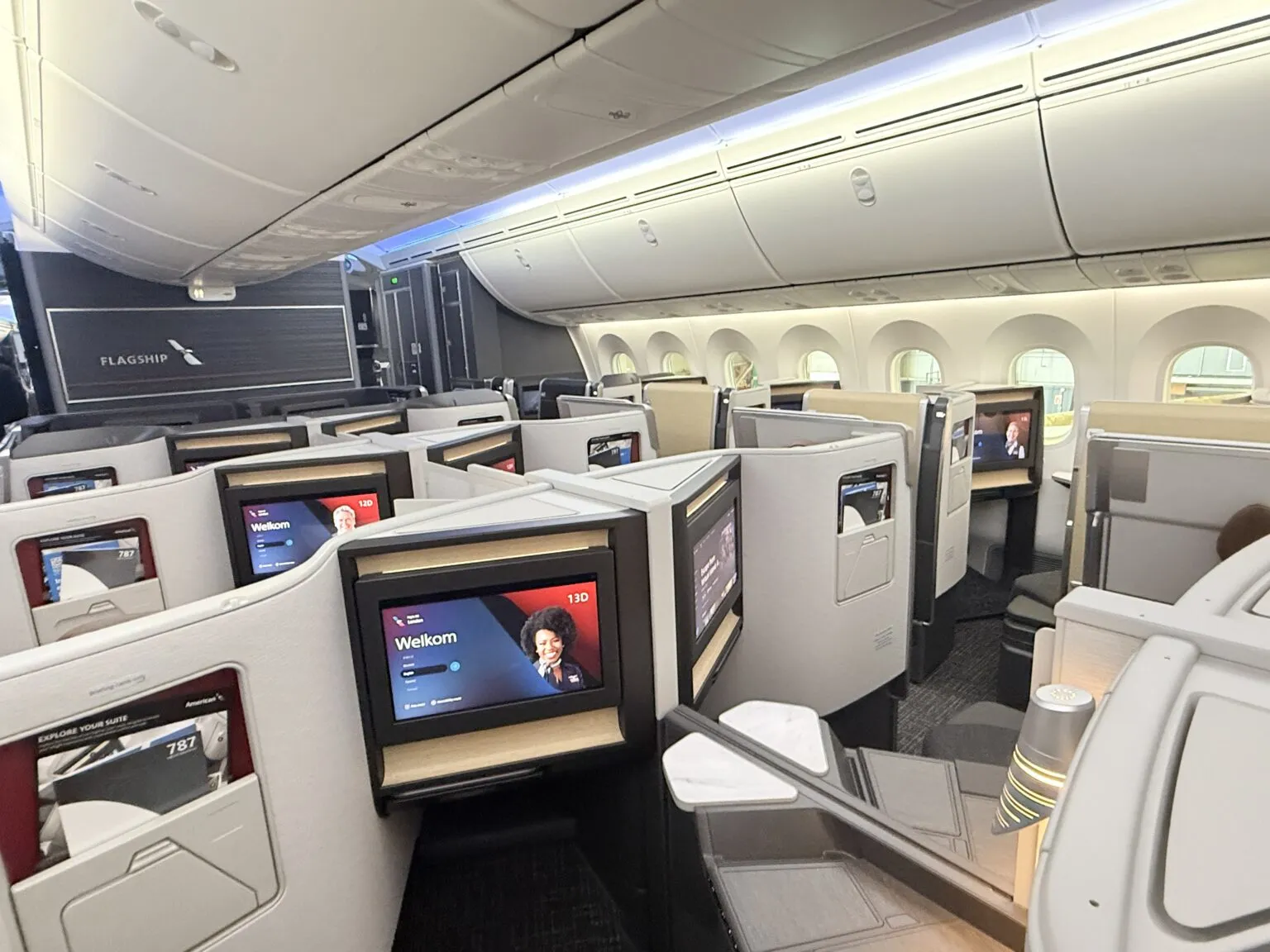 American unveils 787-9 Flagship, striking first in premium war - Runway ...