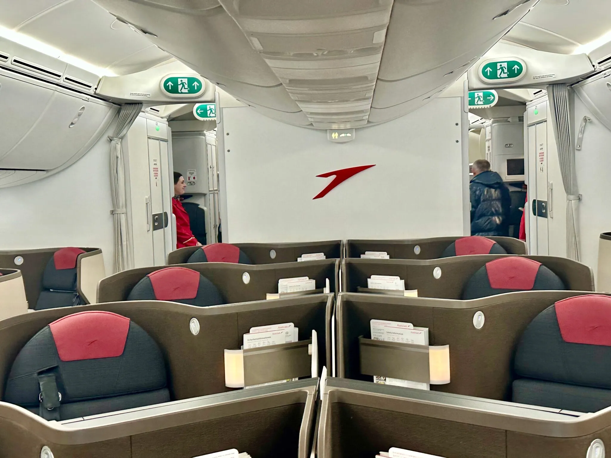 Vienna honeymoon starts in business class aboard Austrian Airlines 787 - Runway GirlRunway Girl