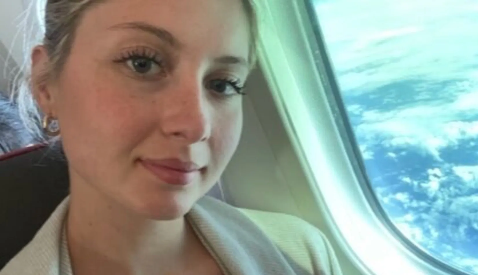 Taking comfort in small comforts on American's 9-abreast 787 - Runway GirlRunway Girl