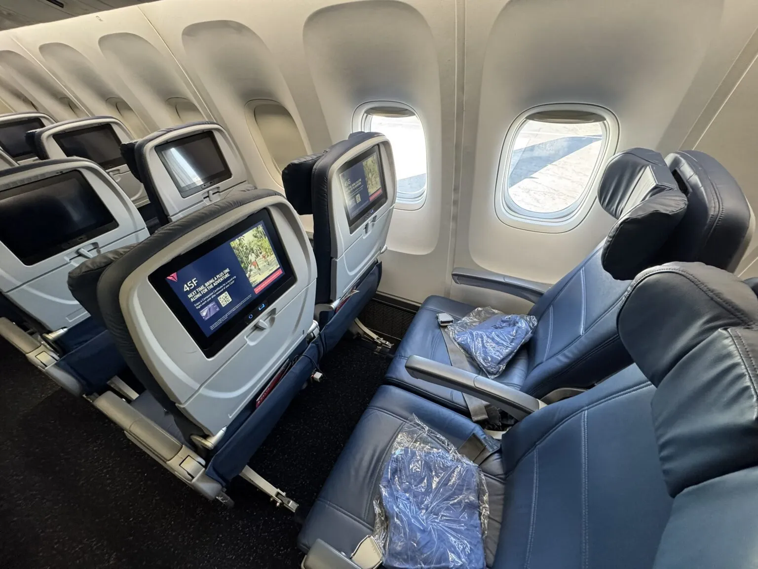 Largely positive Delta 767 flight reveals PaxEx vulnerabilitiesRunway Girl