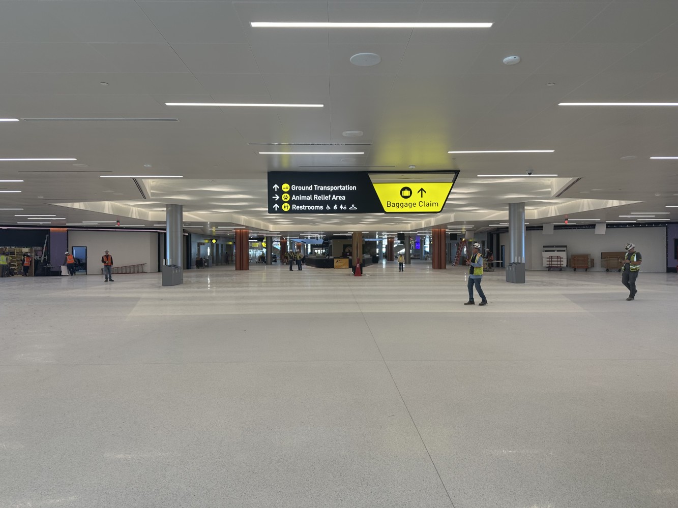 How Pittsburgh airport's stunning new terminal puts people first ...