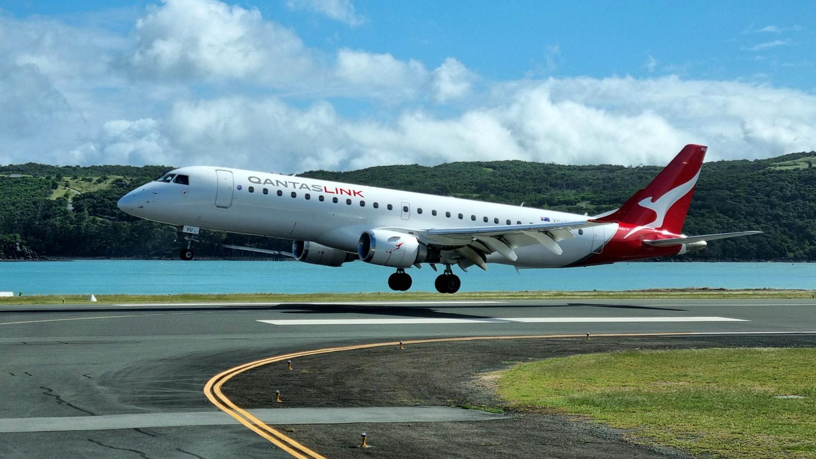 Press Release: QantasLink to receive cabin and aircraft upgrades ...