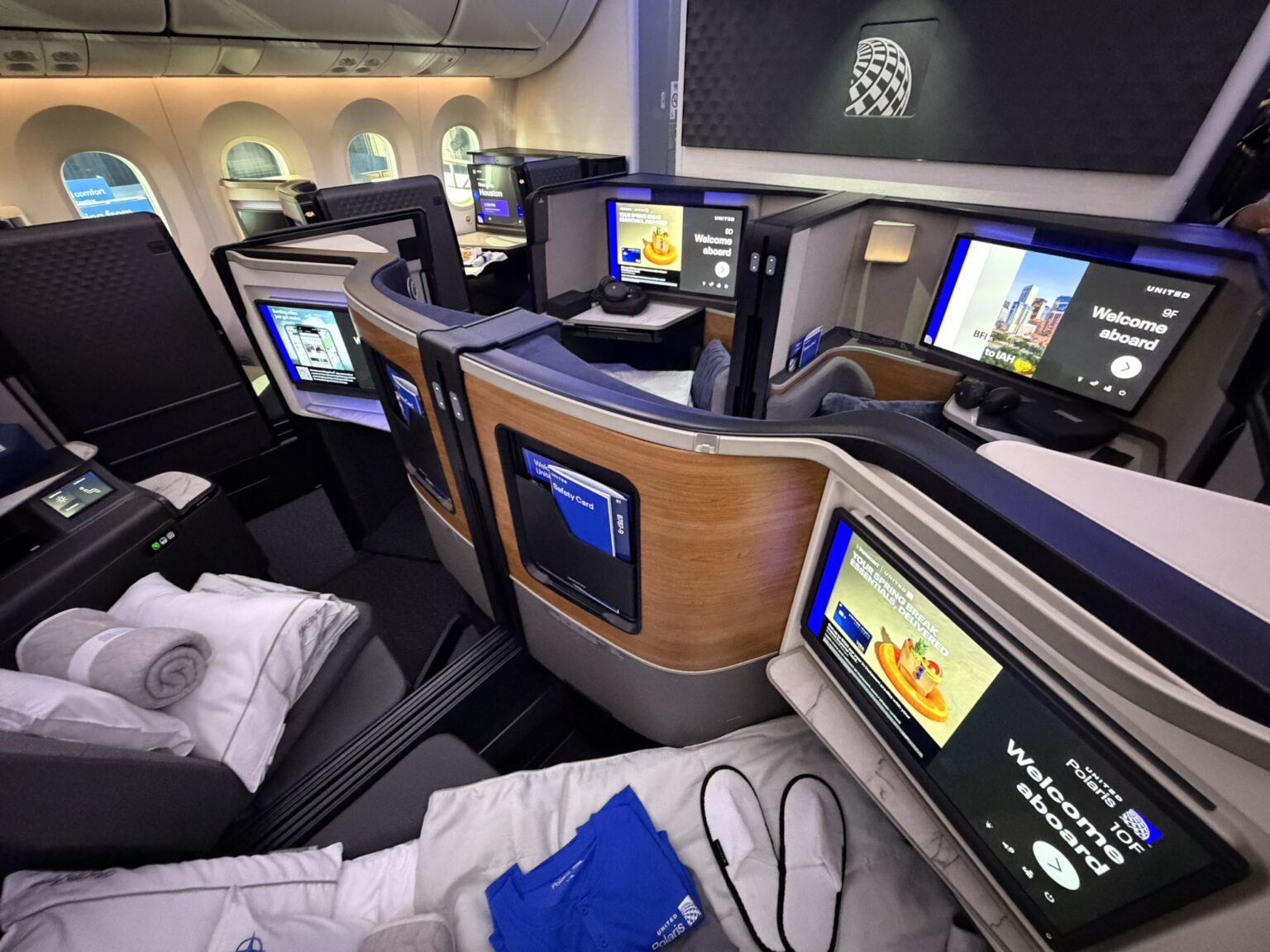 After impressive Elevated reveal, United surprises with basic tier ...